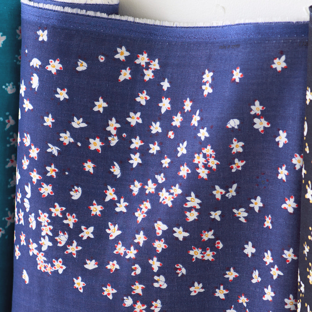 nani IRO Edelweiss Organic Cotton Double Gauze | Kokka Fabrics
